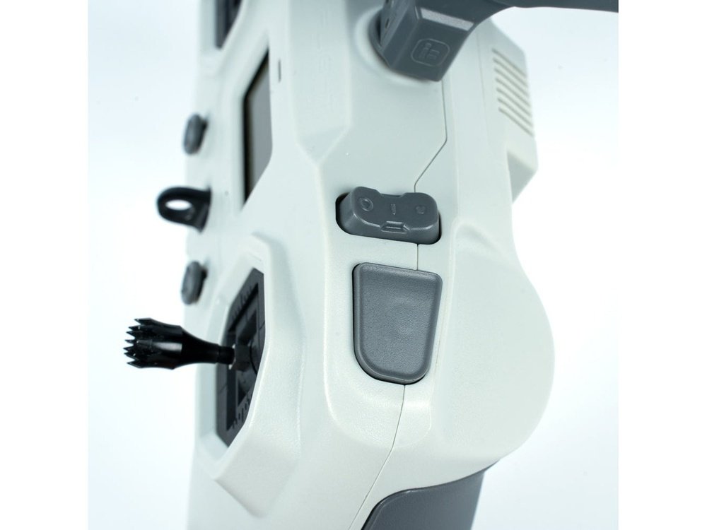 iFlight Commando 8 ExpressLRS 2.4GHz Radio Transmitter – defianceRC